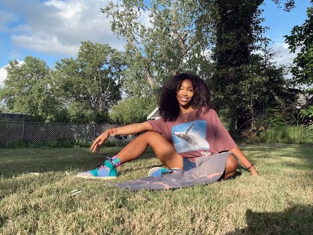 SZA Teams Up with H&M - Sza-Htownteam